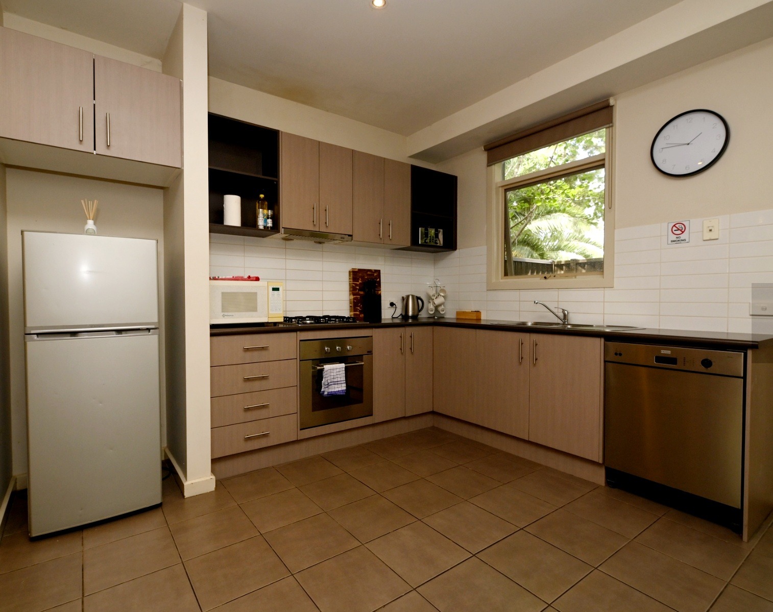 Central Shepparton Apartments - AAA Check Inn